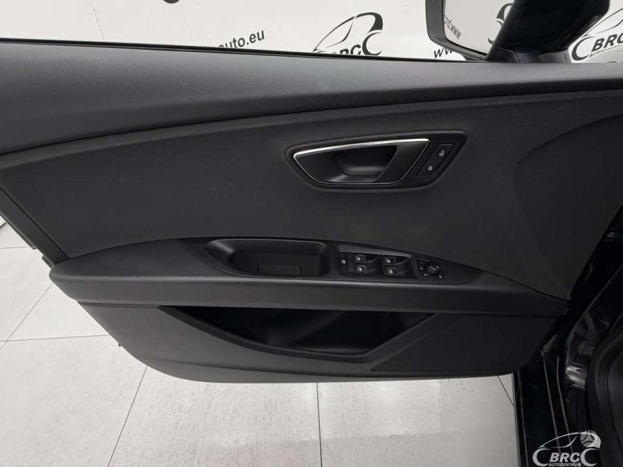Black SEAT Leon 2015 in Vilnius, with an engine capacity of 1.60 L and mileage of 201 thousand km for 6300 €, photo 21 on AUTOMOTO.COM.LV