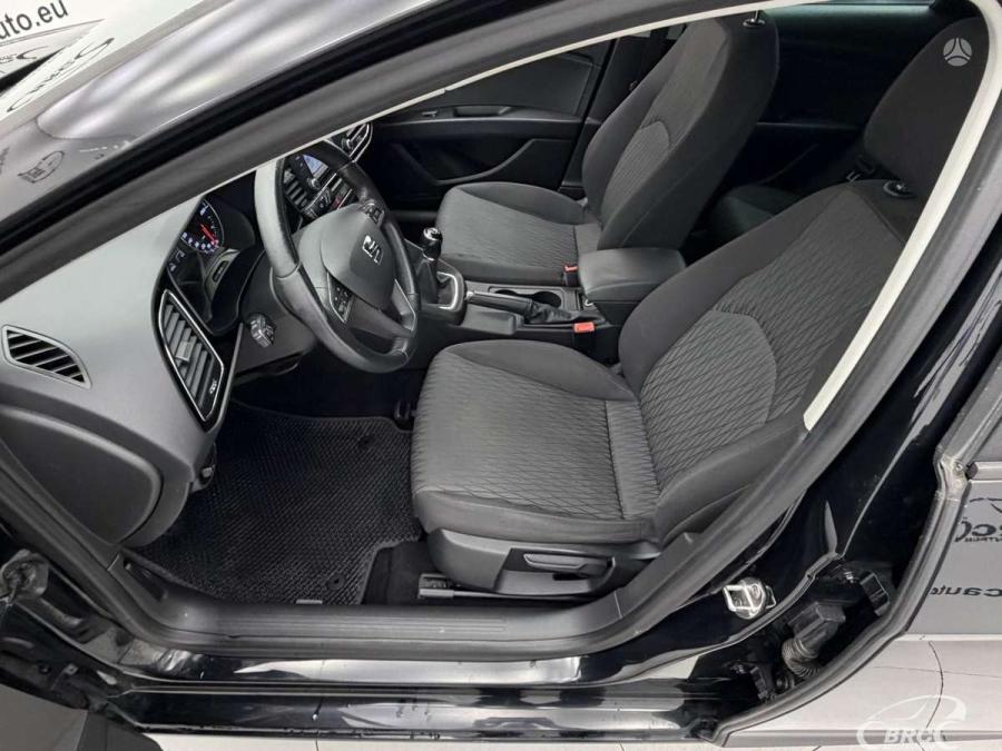 Black SEAT Leon 2015 in Vilnius, with an engine capacity of 1.60 L and mileage of 201 thousand km for 6300 €, photo 22 on AUTOMOTO.COM.LV