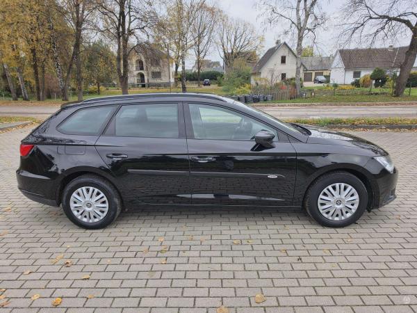 Black SEAT Leon 2015 in Utena, with an engine capacity of 1.60 L and mileage of 208 thousand km for 4250 €, photo 9 on AUTOMOTO.COM.LV