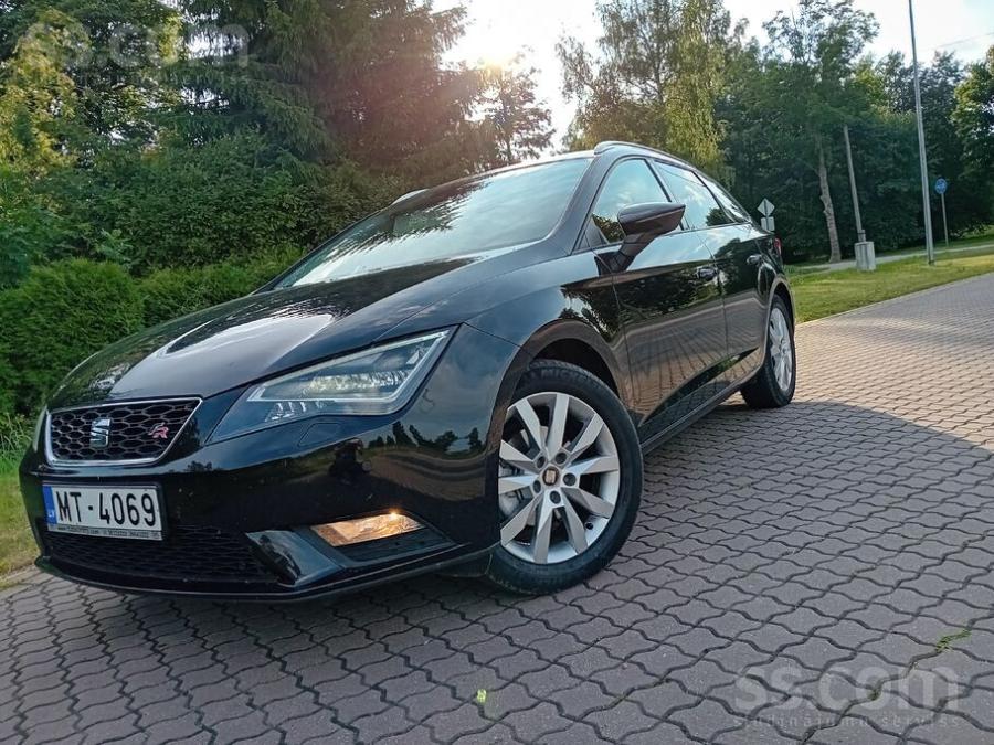 Black SEAT Leon 2016 in Ventspils, with an engine capacity of 2.00 L and mileage of 214 thousand km for 6400 €, photo 1 on AUTOMOTO.COM.LV