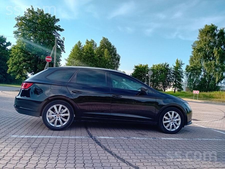 Black SEAT Leon 2016 in Ventspils, with an engine capacity of 2.00 L and mileage of 214 thousand km for 6400 €, photo 3 on AUTOMOTO.COM.LV