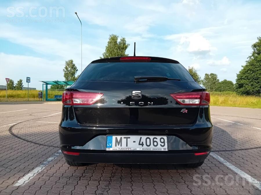 Black SEAT Leon 2016 in Ventspils, with an engine capacity of 2.00 L and mileage of 214 thousand km for 6400 €, photo 5 on AUTOMOTO.COM.LV