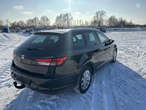 Black SEAT Leon 2016 in Ukmerge, with an engine capacity of 1.60 L and mileage of 247 thousand km for 5350 €, photo 4 on AUTOMOTO.COM.LV