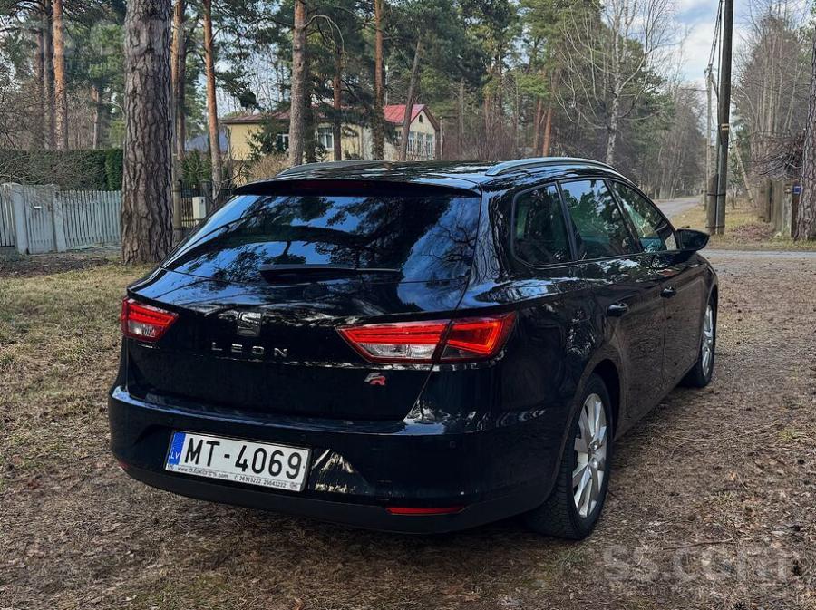 Black SEAT Leon 2016 in Riga, with an engine capacity of 2.00 L and mileage of 227 thousand km for 8350 €, photo 7 on AUTOMOTO.COM.LV