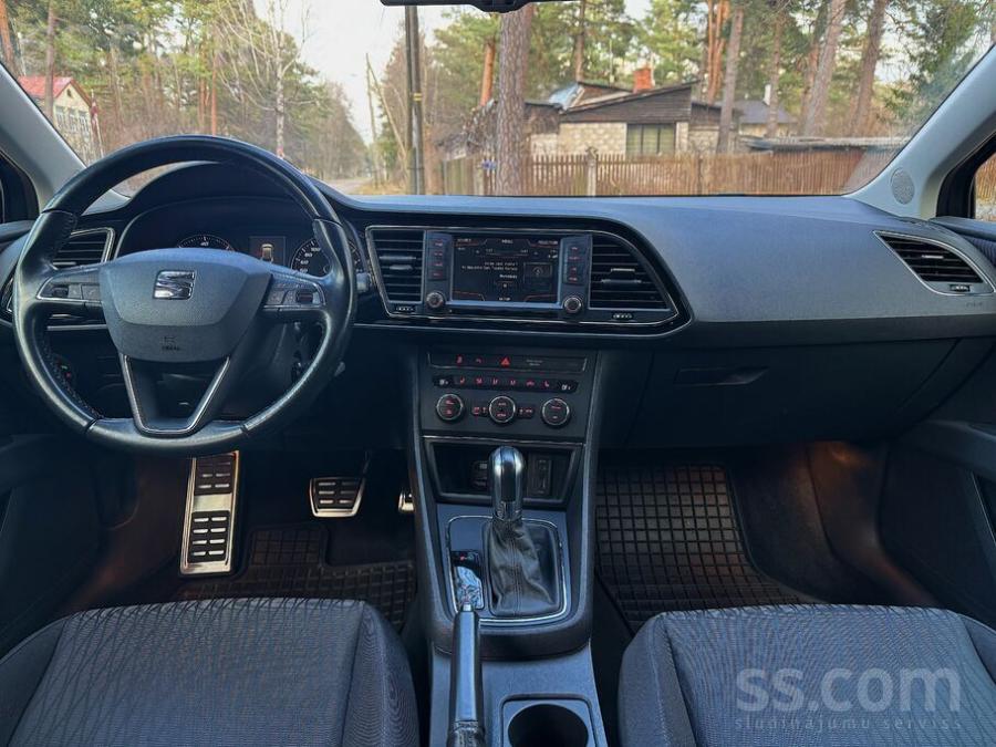Black SEAT Leon 2016 in Riga, with an engine capacity of 2.00 L and mileage of 227 thousand km for 8350 €, photo 8 on AUTOMOTO.COM.LV