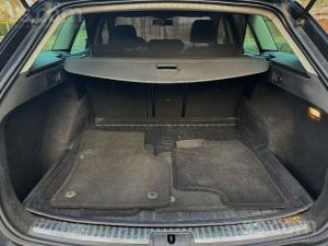 Black SEAT Leon 2016 in Riga, with an engine capacity of 2.00 L and mileage of 227 thousand km for 8350 €, photo 12 on AUTOMOTO.COM.LV