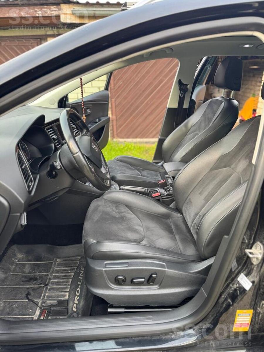 Black SEAT Leon 2016 in Talsi, with an engine capacity of 1.60 L and mileage of 306 thousand km for 7000 €, photo 3 on AUTOMOTO.COM.LV