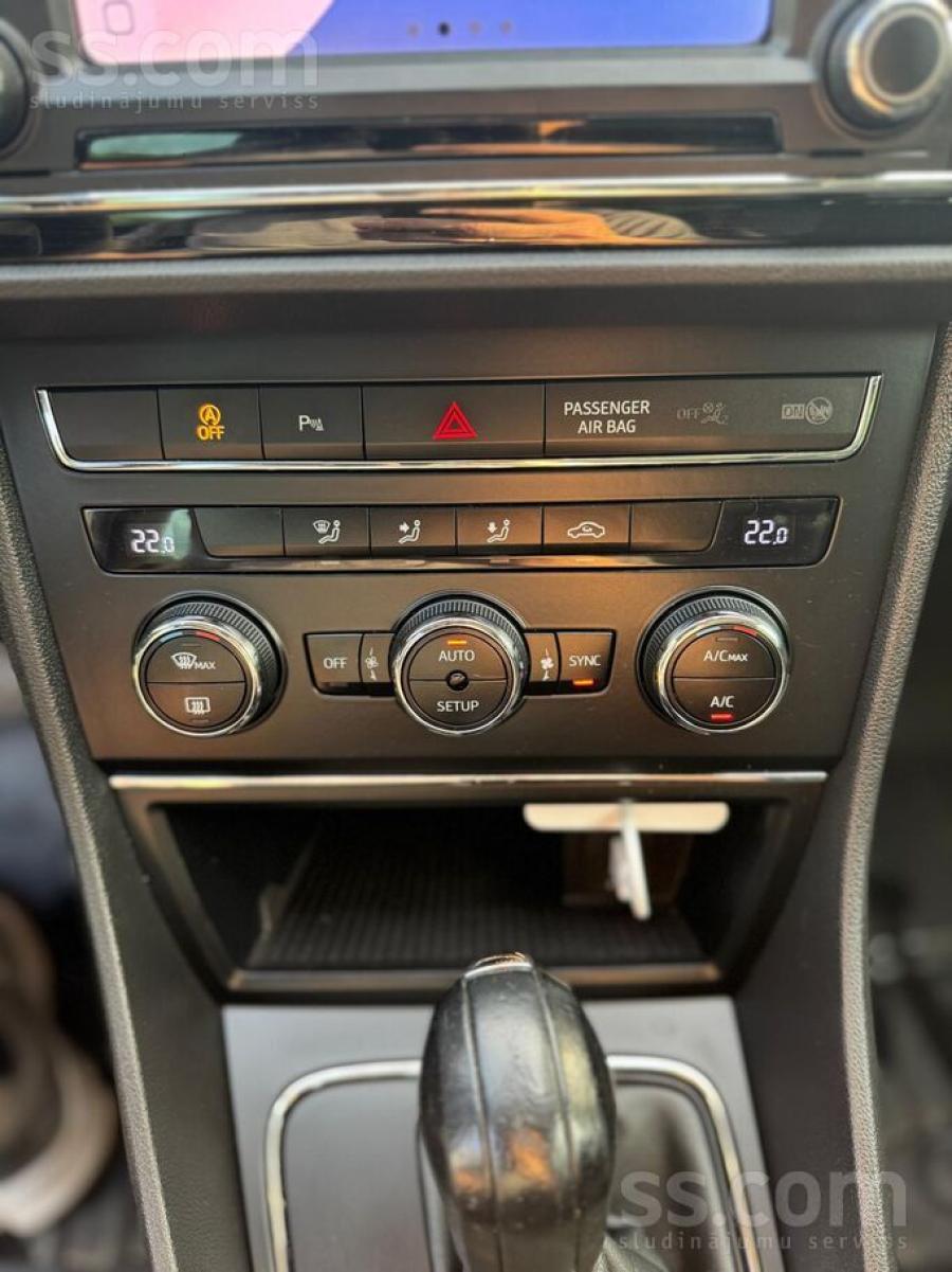 Black SEAT Leon 2016 in Talsi, with an engine capacity of 1.60 L and mileage of 306 thousand km for 7000 €, photo 14 on AUTOMOTO.COM.LV