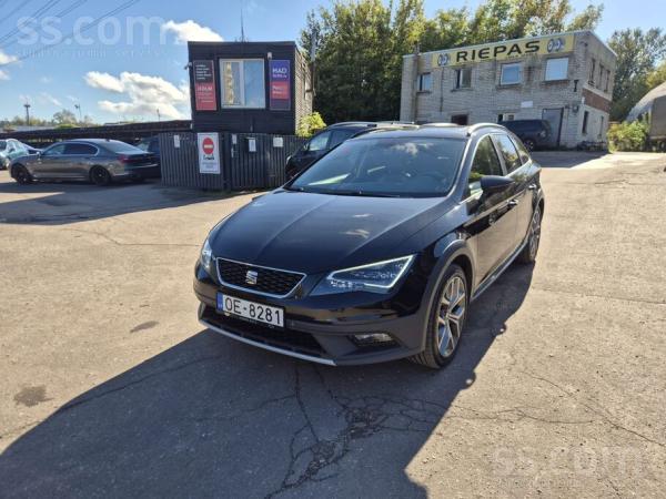 Black SEAT Leon 2016 in Riga, with an engine capacity of 2.00 L and mileage of 228 thousand km for 9990 €, photo 1 on AUTOMOTO.COM.LV