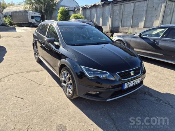Black SEAT Leon 2016 in Riga, with an engine capacity of 2.00 L and mileage of 228 thousand km for 9990 €, photo 3 on AUTOMOTO.COM.LV