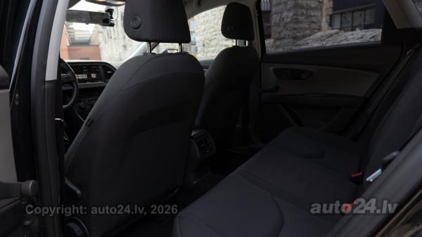 Black SEAT Leon 2017 in Tallinn, with an engine capacity of 1.60 L and mileage of 251 thousand km for 6400 €, photo 4 on AUTOMOTO.COM.LV