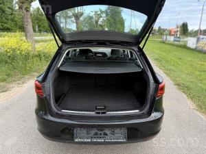Black SEAT Leon 2018 in Ogre, with an engine capacity of 2.00 L and mileage of 242 thousand km for 7899 €, photo 9 on AUTOMOTO.COM.LV