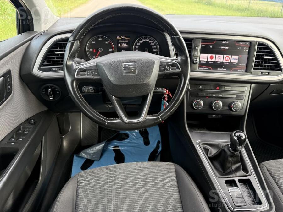 Black SEAT Leon 2018 in Ogre, with an engine capacity of 2.00 L and mileage of 242 thousand km for 7899 €, photo 11 on AUTOMOTO.COM.LV