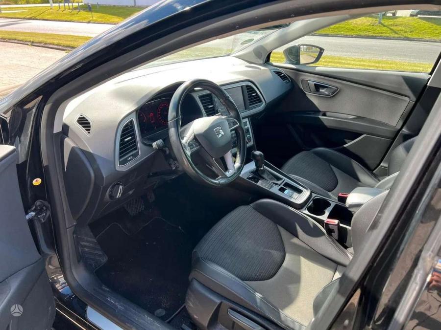 Black SEAT Leon 2018 in Prienai, with an engine capacity of 2.00 L and mileage of 231 thousand km for 9200 €, photo 9 on AUTOMOTO.COM.LV