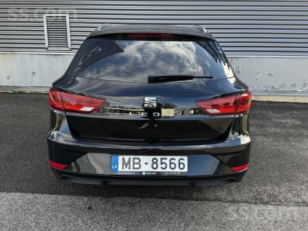 Black SEAT Leon 2019 in Riga, with an engine capacity of 1.60 L and mileage of 185 thousand km for 8400 €, photo 5 on AUTOMOTO.COM.LV