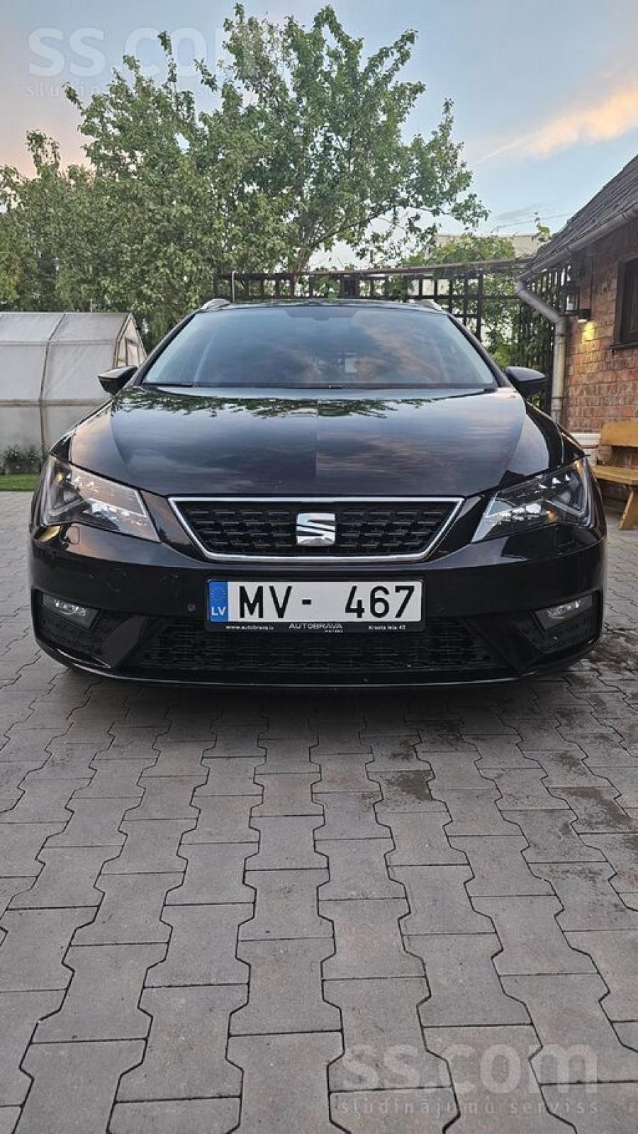 Melns SEAT Leon 2020 Rīga, ar dzinēja tilpumu 2.00 L un nobraukumu 128 tūkst. km par 12700 €, foto 1 vietnē AUTOMOTO.COM.LV
