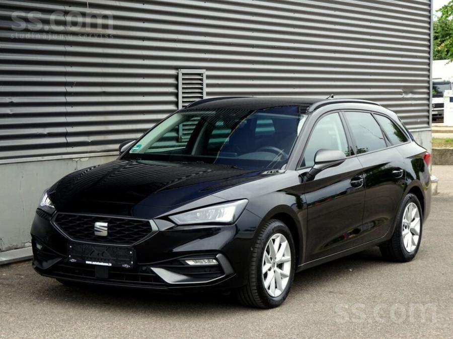 Black SEAT Leon 2020 in Riga, with an engine capacity of 2.00 L and mileage of 151 thousand km for 14900 €, photo 1 on AUTOMOTO.COM.LV
