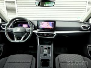 Black SEAT Leon 2020 in Riga, with an engine capacity of 2.00 L and mileage of 151 thousand km for 14900 €, photo 6 on AUTOMOTO.COM.LV