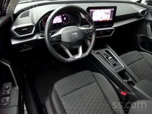 Black SEAT Leon 2020 in Riga, with an engine capacity of 2.00 L and mileage of 151 thousand km for 14900 €, photo 7 on AUTOMOTO.COM.LV
