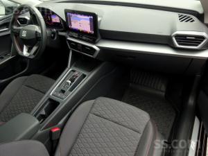 Black SEAT Leon 2020 in Riga, with an engine capacity of 2.00 L and mileage of 151 thousand km for 14900 €, photo 9 on AUTOMOTO.COM.LV