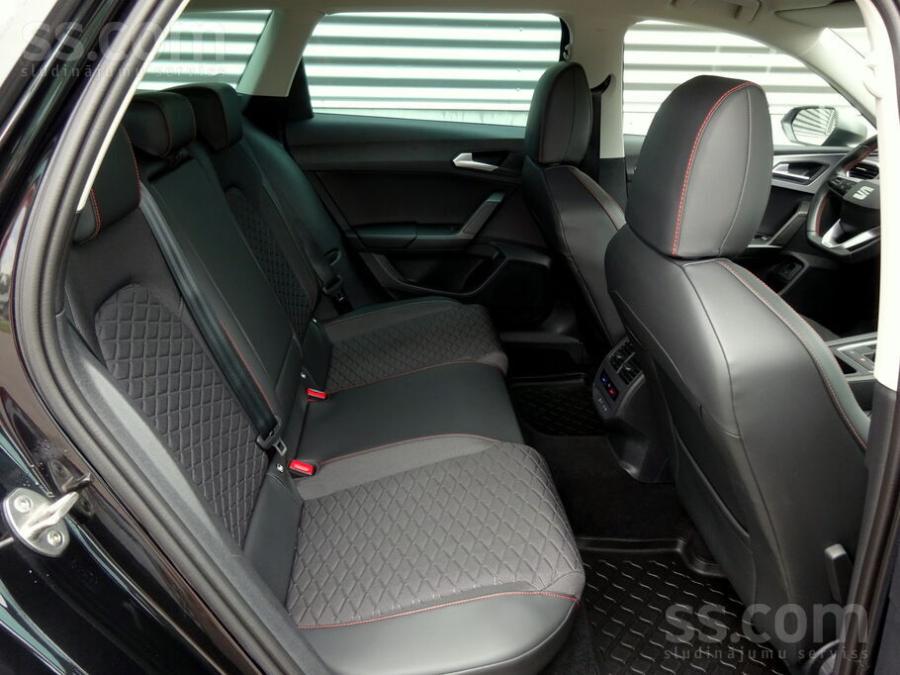 Black SEAT Leon 2020 in Riga, with an engine capacity of 2.00 L and mileage of 151 thousand km for 14900 €, photo 10 on AUTOMOTO.COM.LV