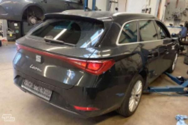 Black SEAT Leon 2021 in Kaunas, with an engine capacity of 1.50 L and mileage of 78 thousand km for 23873 €, photo 2 on AUTOMOTO.COM.LV