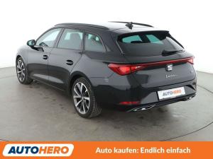 Black SEAT Leon 2021 in Kaunas, with an engine capacity of 1.50 L and mileage of 49 thousand km for 26046 €, photo 4 on AUTOMOTO.COM.LV
