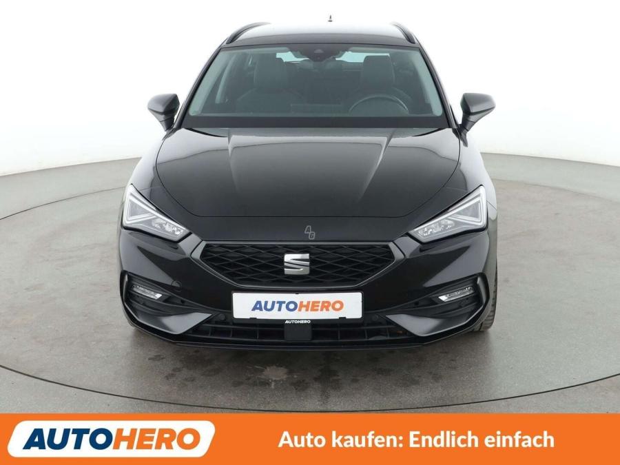 Black SEAT Leon 2021 in Kaunas, with an engine capacity of 1.50 L and mileage of 49 thousand km for 26046 €, photo 9 on AUTOMOTO.COM.LV