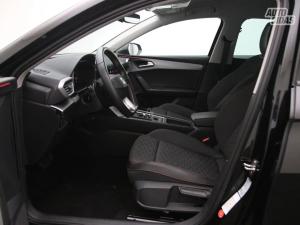 Black SEAT Leon 2021 in Vilnius, with an engine capacity of 2.00 L and mileage of 164 thousand km for 16699 €, photo 5 on AUTOMOTO.COM.LV