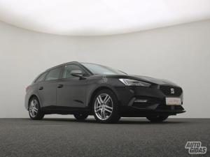 Black SEAT Leon 2021 in Vilnius, with an engine capacity of 2.00 L and mileage of 164 thousand km for 16699 €, photo 12 on AUTOMOTO.COM.LV