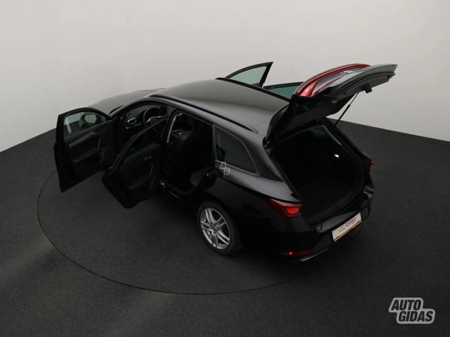Black SEAT Leon 2021 in Vilnius, with an engine capacity of 2.00 L and mileage of 164 thousand km for 16699 €, photo 14 on AUTOMOTO.COM.LV