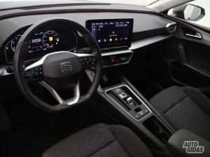 Black SEAT Leon 2021 in Vilnius, with an engine capacity of 2.00 L and mileage of 164 thousand km for 16699 €, photo 17 on AUTOMOTO.COM.LV