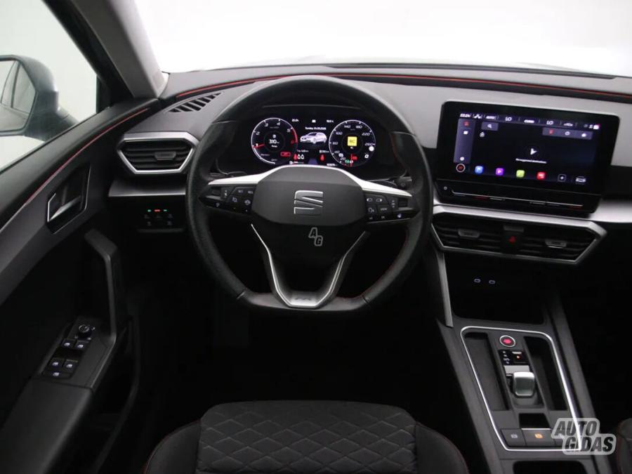 Black SEAT Leon 2021 in Vilnius, with an engine capacity of 2.00 L and mileage of 164 thousand km for 16699 €, photo 18 on AUTOMOTO.COM.LV
