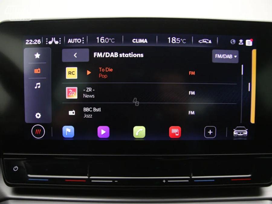Black SEAT Leon 2021 in Vilnius, with an engine capacity of 2.00 L and mileage of 164 thousand km for 16699 €, photo 23 on AUTOMOTO.COM.LV
