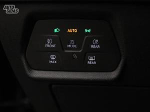 Black SEAT Leon 2021 in Vilnius, with an engine capacity of 2.00 L and mileage of 164 thousand km for 16699 €, photo 28 on AUTOMOTO.COM.LV