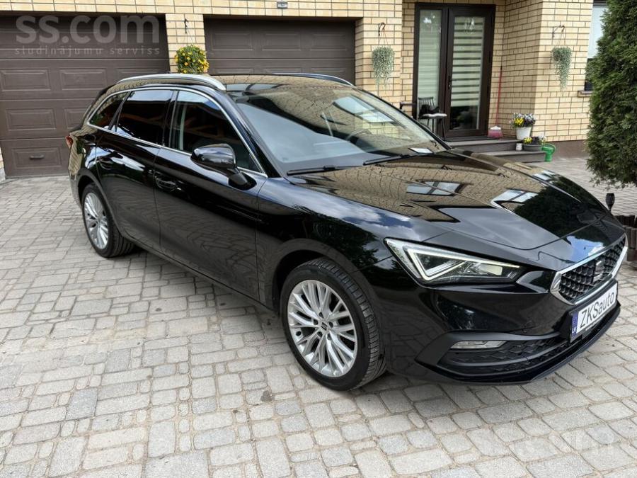 Black SEAT Leon 2021 in Jelgava, with an engine capacity of 1.50 L and mileage of 164 thousand km for 14500 €, photo 3 on AUTOMOTO.COM.LV
