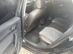 Black SEAT Leon 2021 in Jelgava, with an engine capacity of 1.50 L and mileage of 164 thousand km for 14500 €, photo 20 on AUTOMOTO.COM.LV