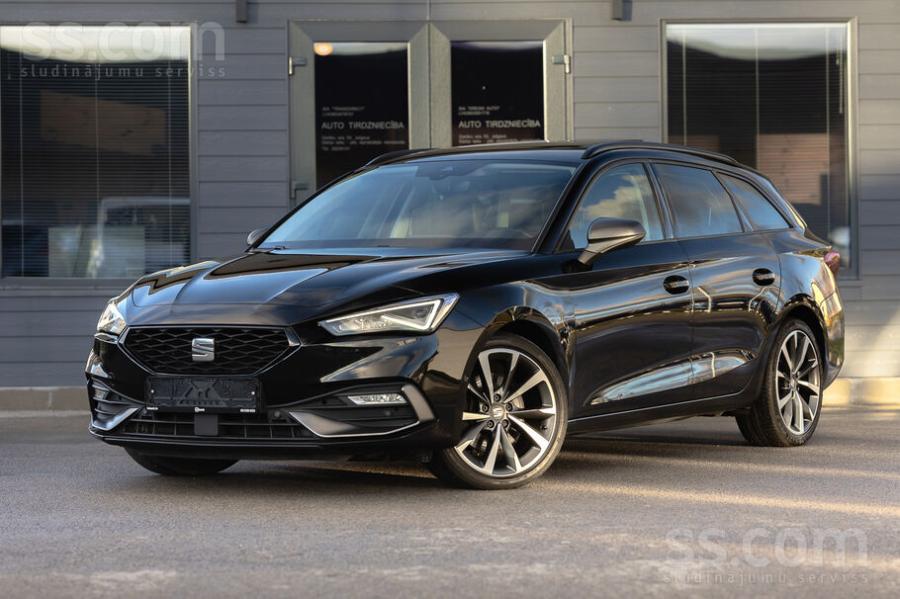 Black SEAT Leon 2021 in Jelgava, with an engine capacity of 2.00 L and mileage of 215 thousand km for 15900 €, photo 4 on AUTOMOTO.COM.LV