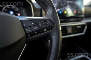 Black SEAT Leon 2021 in Jelgava, with an engine capacity of 2.00 L and mileage of 215 thousand km for 15900 €, photo 23 on AUTOMOTO.COM.LV