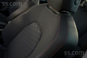 Black SEAT Leon 2021 in Jelgava, with an engine capacity of 2.00 L and mileage of 215 thousand km for 15900 €, photo 28 on AUTOMOTO.COM.LV