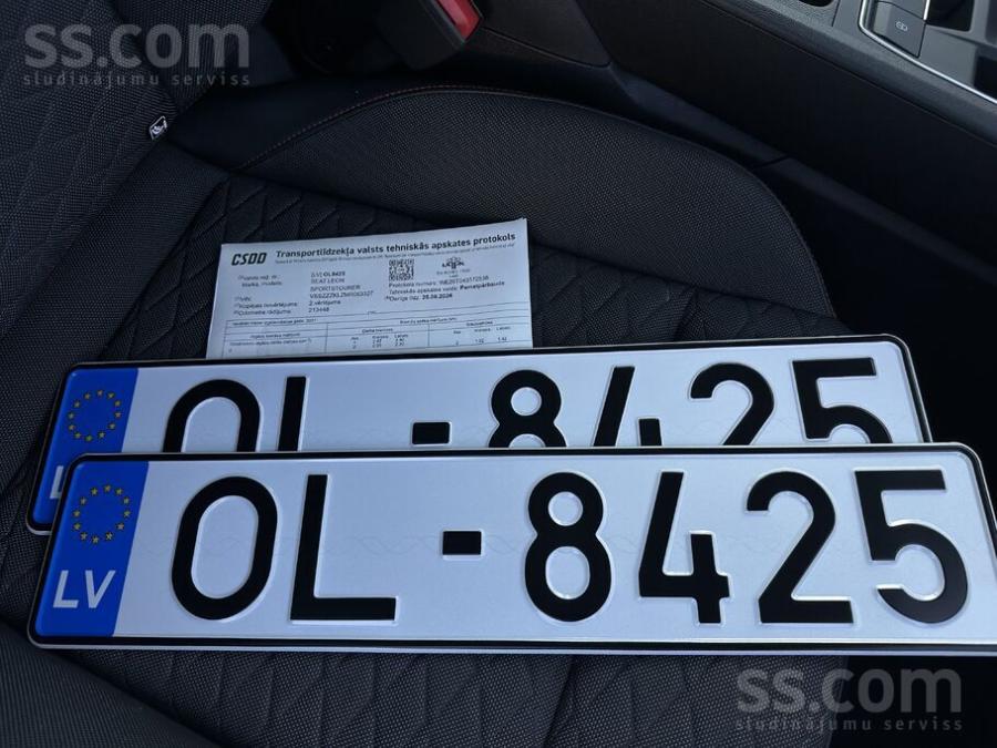 Black SEAT Leon 2021 in Jelgava, with an engine capacity of 2.00 L and mileage of 215 thousand km for 15900 €, photo 29 on AUTOMOTO.COM.LV