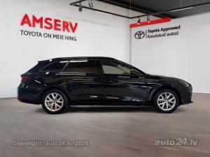 Black SEAT Leon 2021 in Tartu, with an engine capacity of 1.50 L and mileage of 69 thousand km for 15990 €, photo 5 on AUTOMOTO.COM.LV
