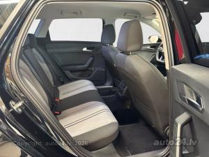 Black SEAT Leon 2021 in Tartu, with an engine capacity of 1.50 L and mileage of 69 thousand km for 15990 €, photo 8 on AUTOMOTO.COM.LV