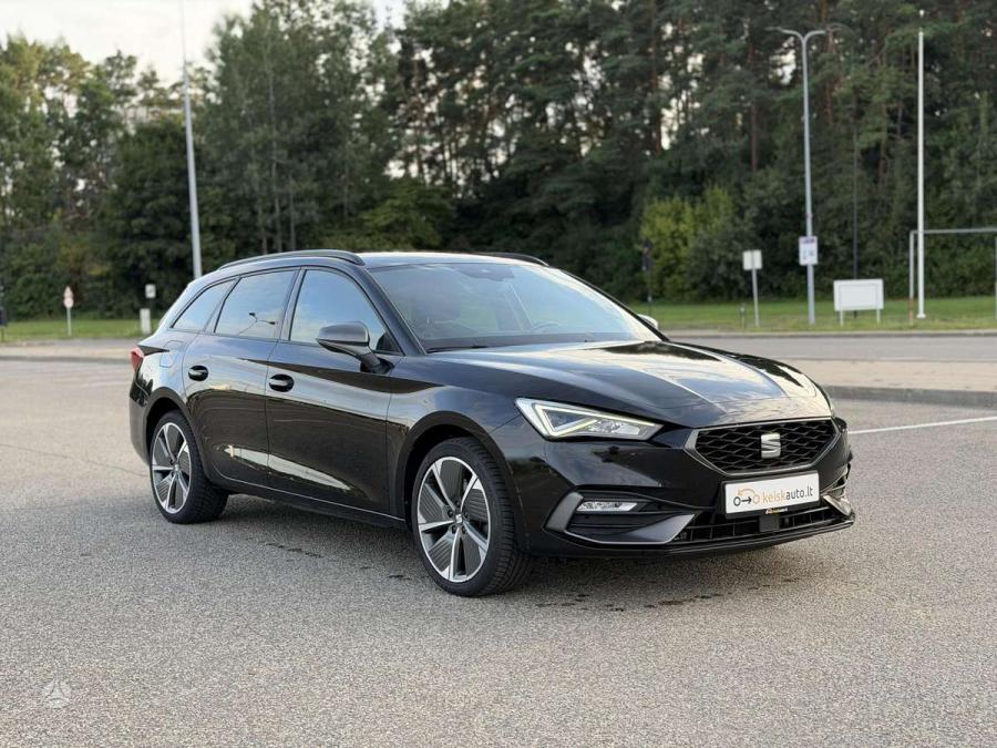 Black SEAT Leon 2021 in Vilnius, with an engine capacity of 1.40 L and mileage of 192 thousand km for 13949 €, photo 13 on AUTOMOTO.COM.LV