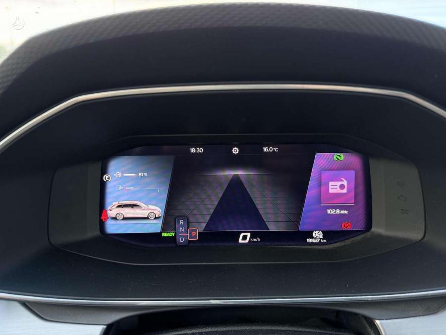 Black SEAT Leon 2021 in Vilnius, with an engine capacity of 1.40 L and mileage of 192 thousand km for 13949 €, photo 21 on AUTOMOTO.COM.LV