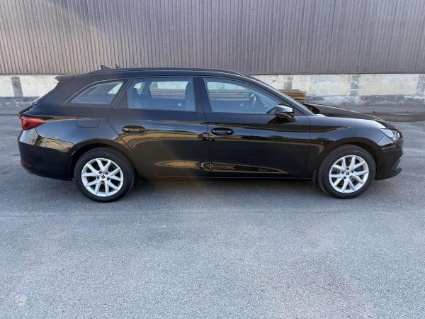 Black SEAT Leon 2021 in Klaipeda, with an engine capacity of 1.50 L and mileage of 161 thousand km for 8900 €, photo 5 on AUTOMOTO.COM.LV