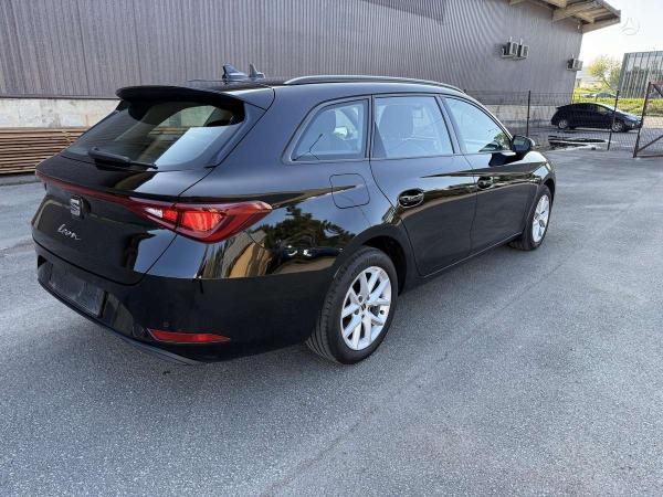 Black SEAT Leon 2021 in Klaipeda, with an engine capacity of 1.50 L and mileage of 161 thousand km for 8900 €, photo 6 on AUTOMOTO.COM.LV