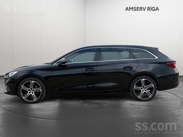 Black SEAT Leon 2021 in Riga, with an engine capacity of 2.00 L and mileage of 120 thousand km for 19900 €, photo 4 on AUTOMOTO.COM.LV