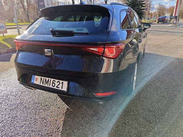 Black SEAT Leon 2022 in Kaunas, with an engine capacity of 1.97 L and mileage of 228 thousand km for 14036 €, photo 11 on AUTOMOTO.COM.LV