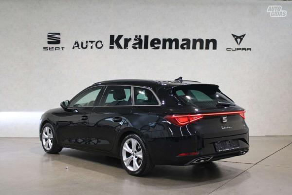 Black SEAT Leon 2022 in Kaunas, with an engine capacity of 2.00 L and mileage of 95 thousand km for 22735 €, photo 6 on AUTOMOTO.COM.LV